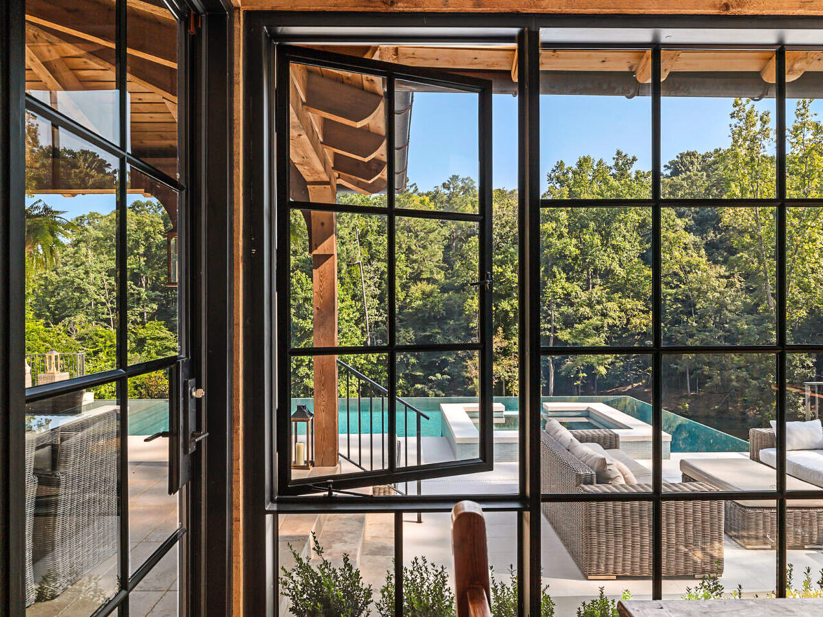 Styles Bold - Stellar Windows & Doors